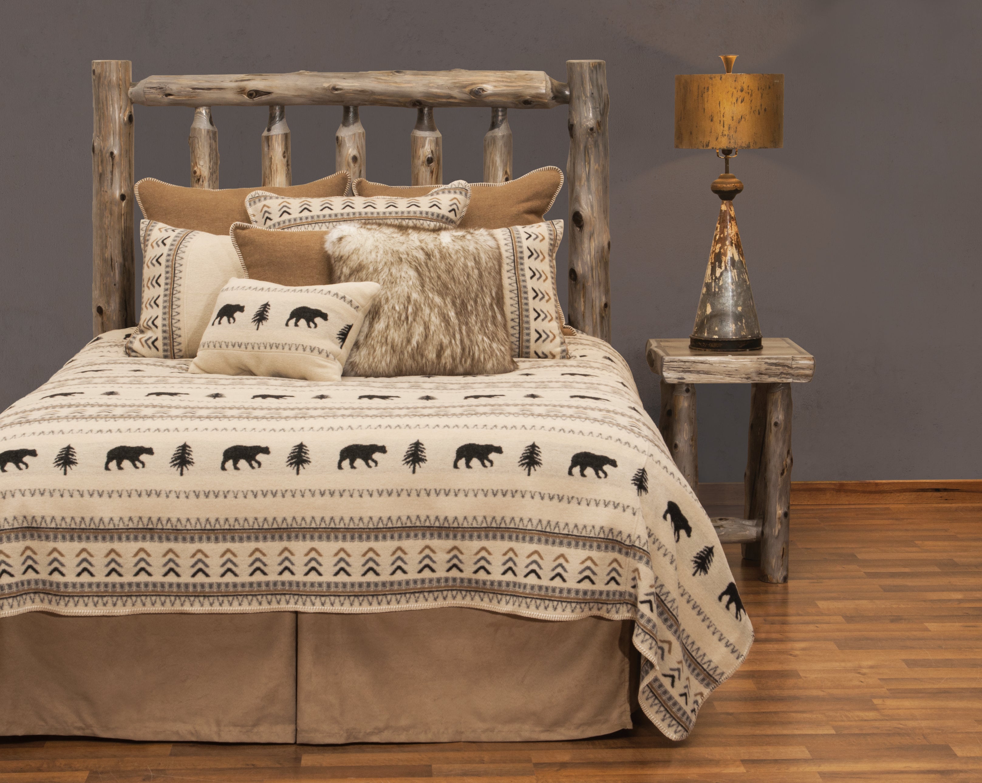 Wooded River Boulder Bear Bedspread – Inspired by the Outdoors